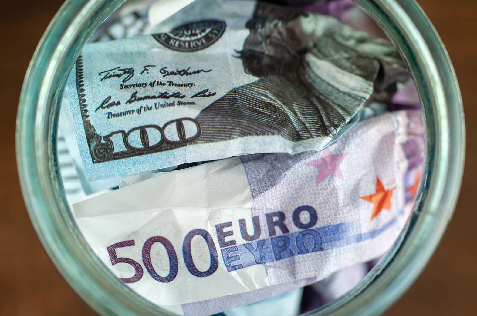 Euro Dollar Held Back By Budget Concerns But Outlook Remains Bullish Euro Dollar Held Back By Budget Concerns But Outlook Remains Bullish